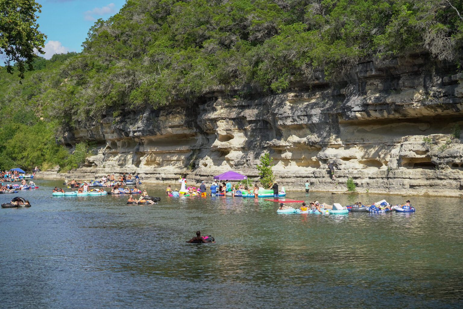 Guadalupe River Tubing Guide - Rio Guadalupe Resort